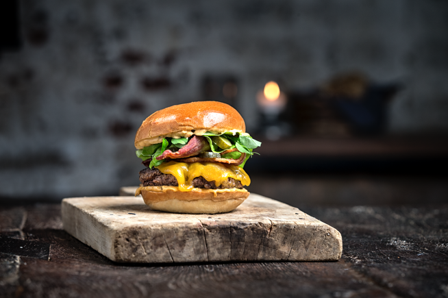Burger Photography Tips | Read story | Arla® Pro